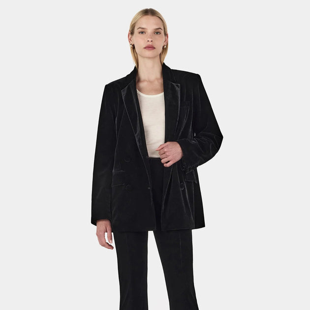 ALISTAIR VELVET BLAZER (BLACK) – KRYSTIES